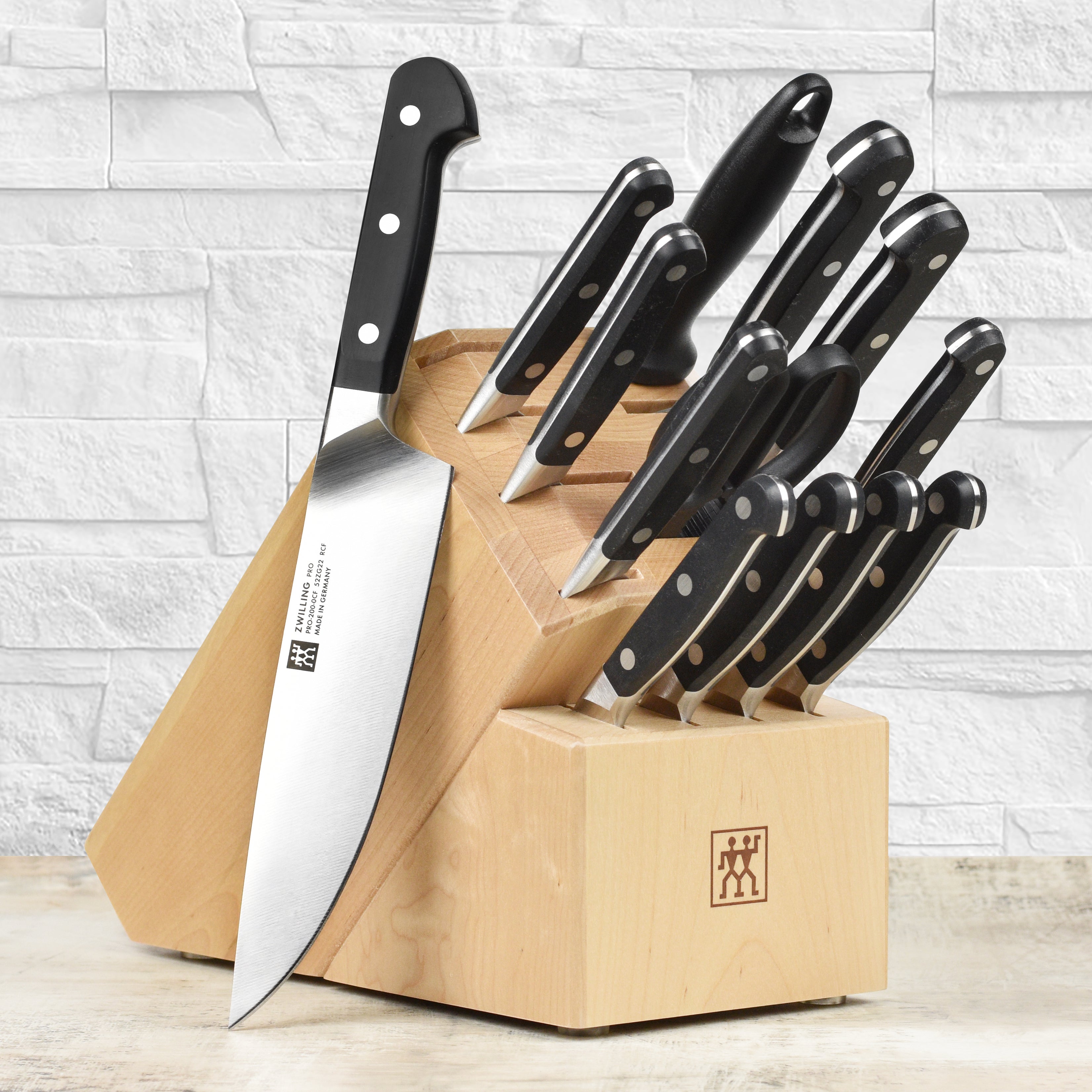Zwilling Pro Knife Block Set - 14 Piece – Cutlery and More