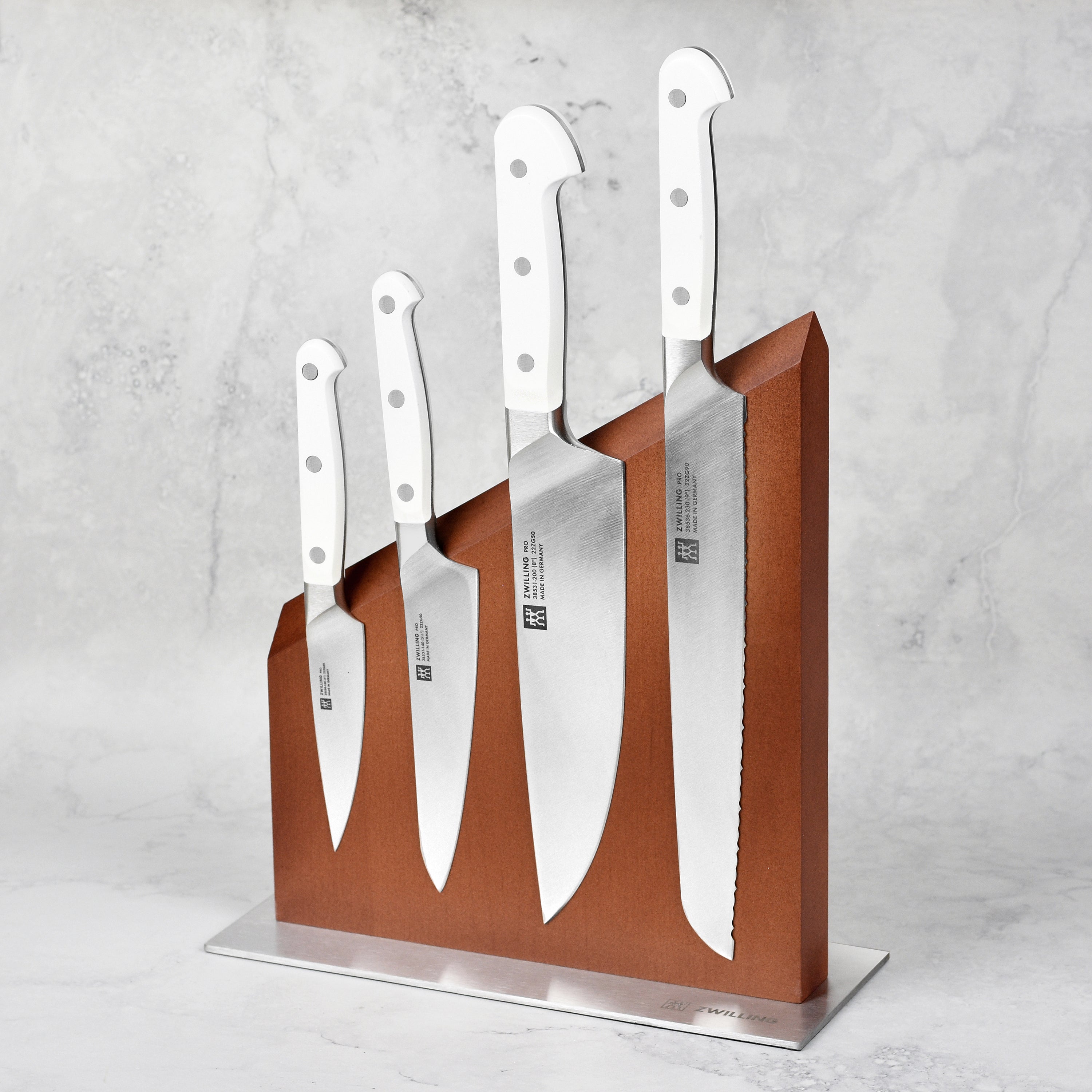 Zwilling Pro Le Blanc Magnetic Easel Set - 5 Piece – Cutlery and More