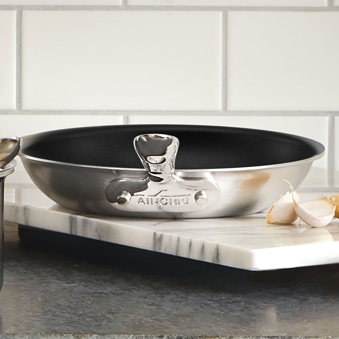 All-Clad Nonstick Cookware – Cutlery and More